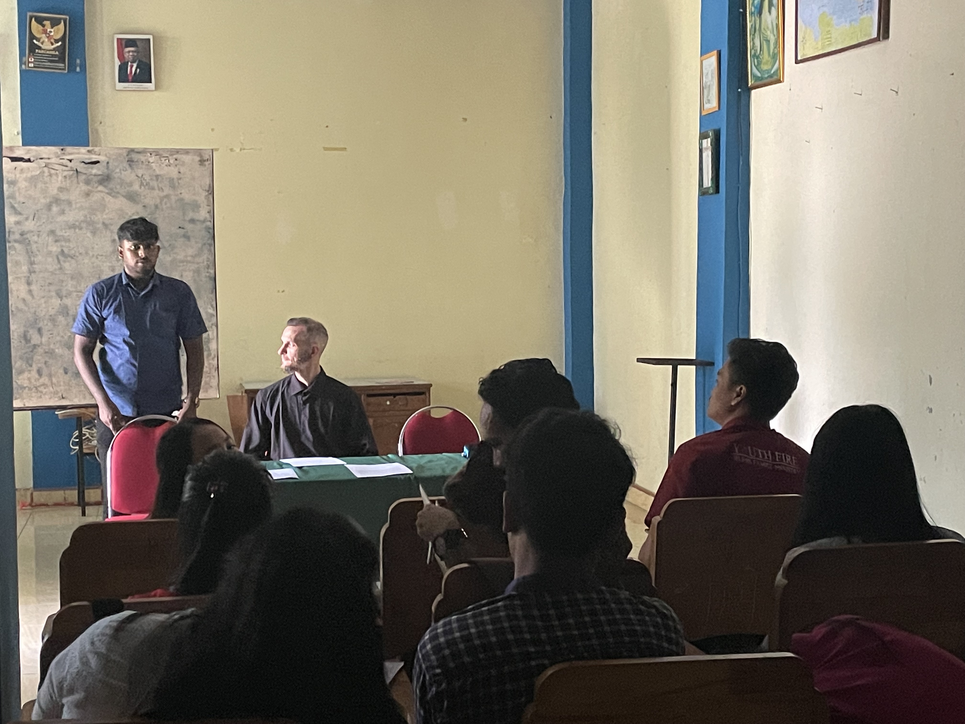 Watching Others Work – The Nelson Family Indonesia